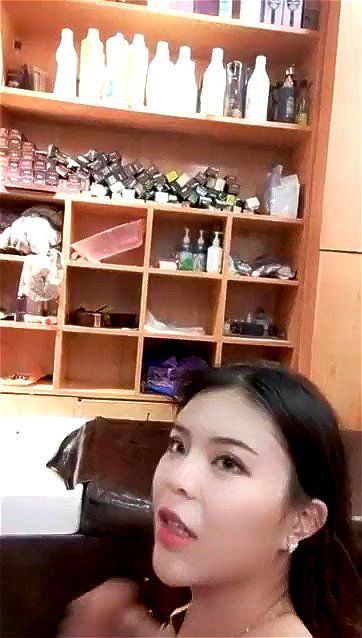 Watch 骚气妹子理发店勾引小哥啪啪 Cam Sex Babe Porn Spankbang